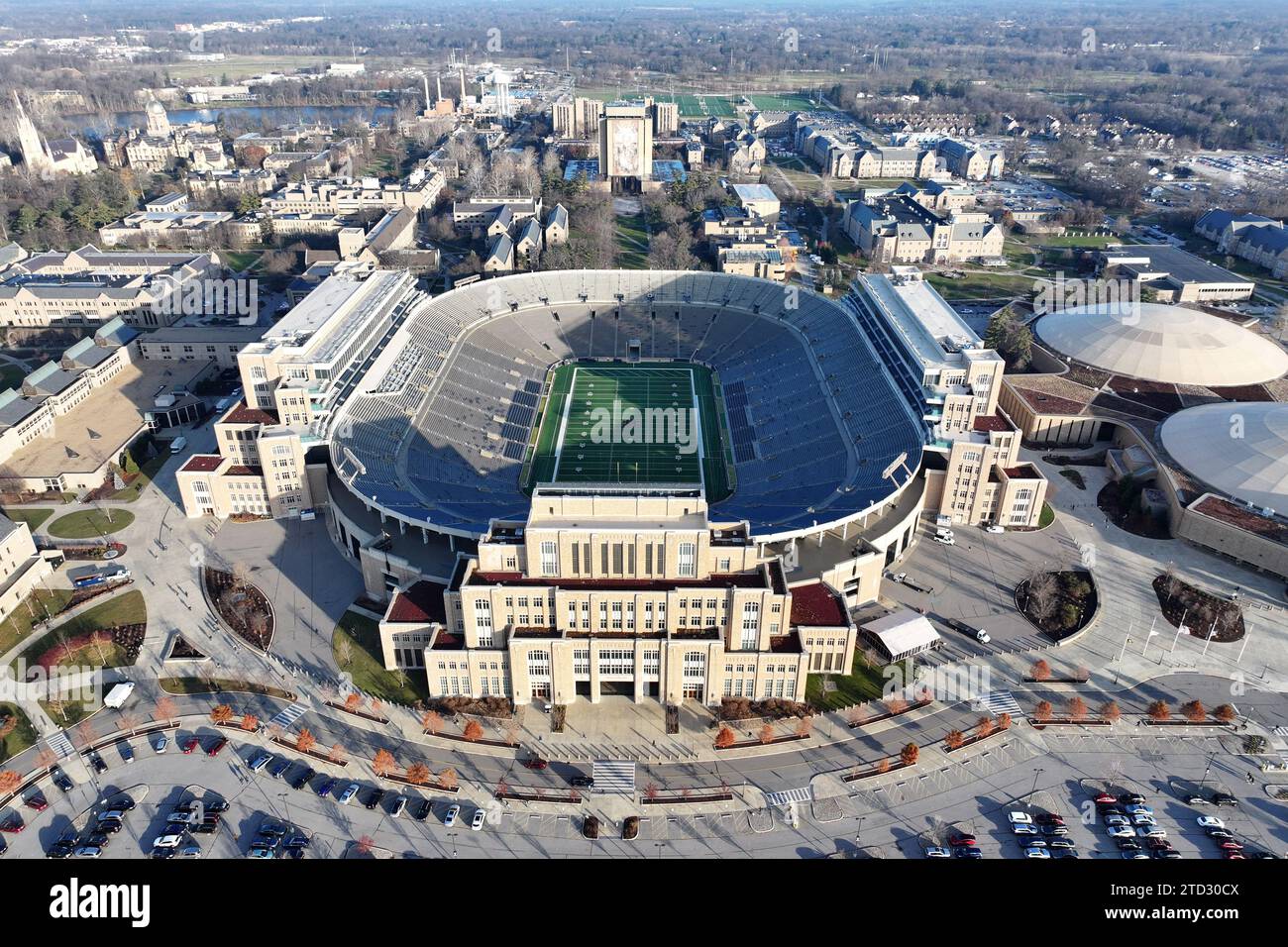 General view of notre dame stadium hi-res stock photography and images ...