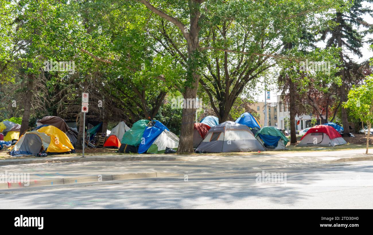 Homelessness canada hi-res stock photography and images - Alamy