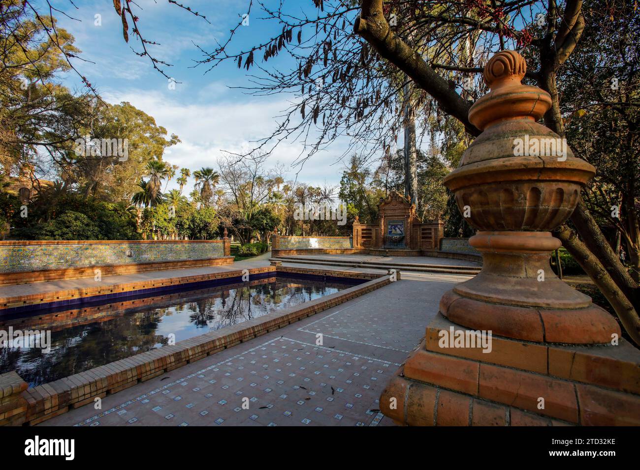 Serafín y joaquín álvarez quintero hi-res stock photography and images ...