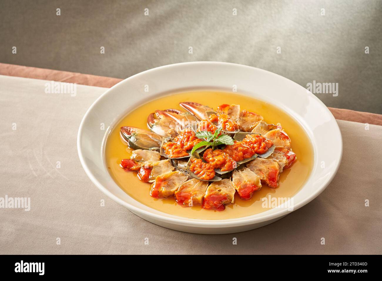 steaming shanghai hairy crabs, chinese cuisine，Mitten Crab, shanghai ...