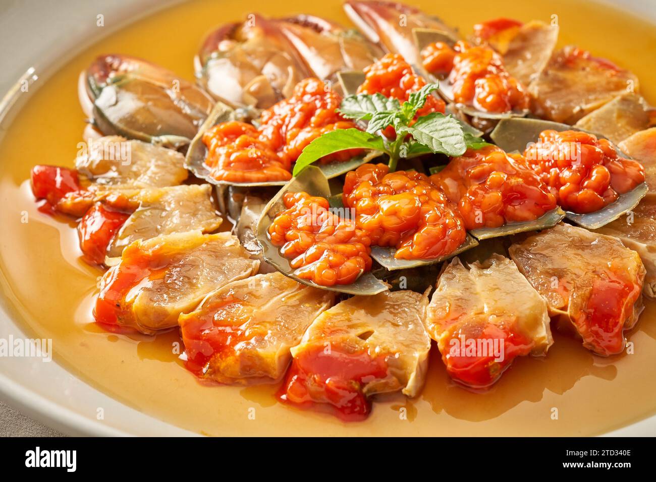 steaming shanghai hairy crabs, chinese cuisine，Mitten Crab, shanghai ...