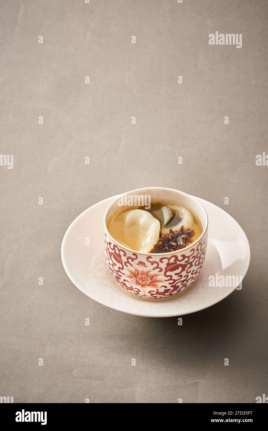 Double-boiled，Fish Maw and sea cucumber soup Stock Photo - Alamy
