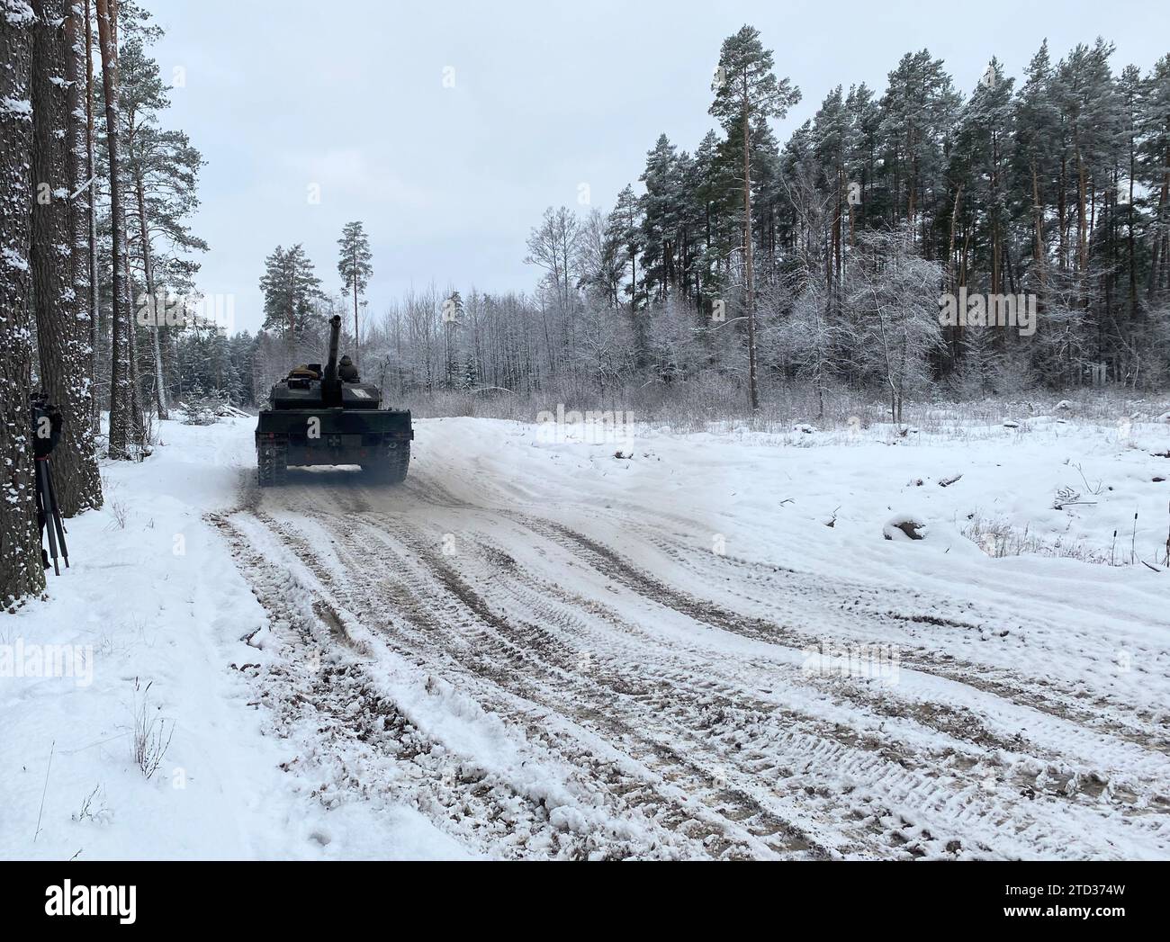 15 December 2023, Lithuania, Rukla: A Leopard 2 A6 tank drives at the ...
