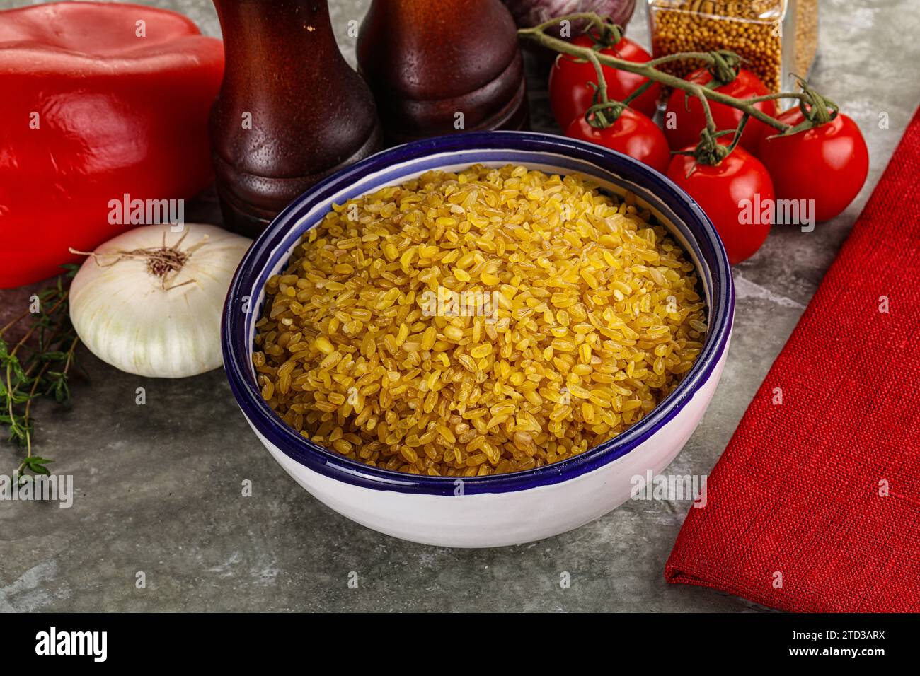 Dry wheat bulgur cereal heap for cooking Stock Photo - Alamy
