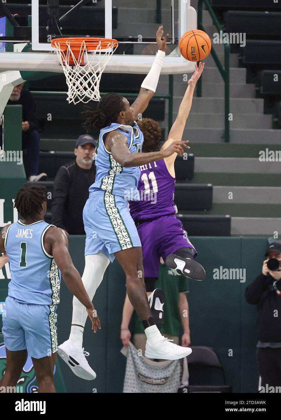 Kevin whitt hi-res stock photography and images - Alamy