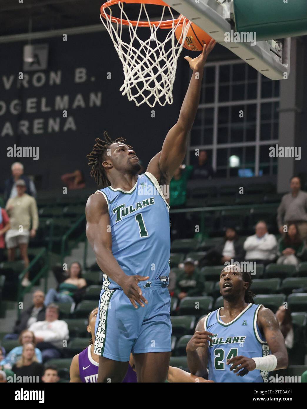 Tulane green wave hi-res stock photography and images - Alamy