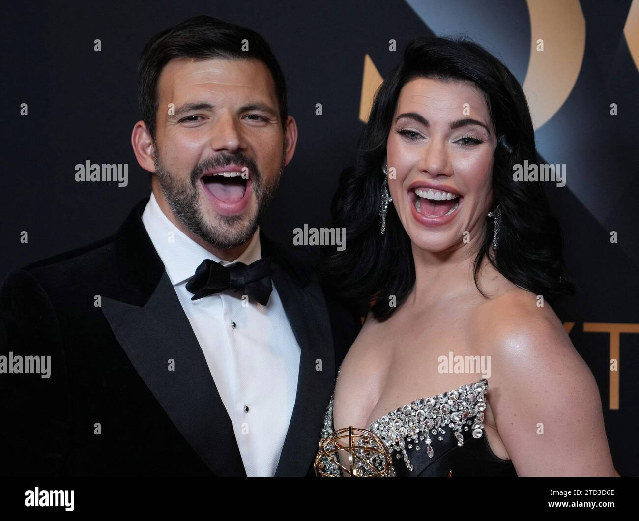 (L-R) Elan Ruspoli and Jacqueline MacInnes Wood poses with the award ...