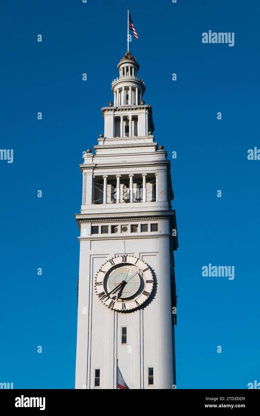 Port of San Francisco skyline - landmark clock tower in San Francisco ...