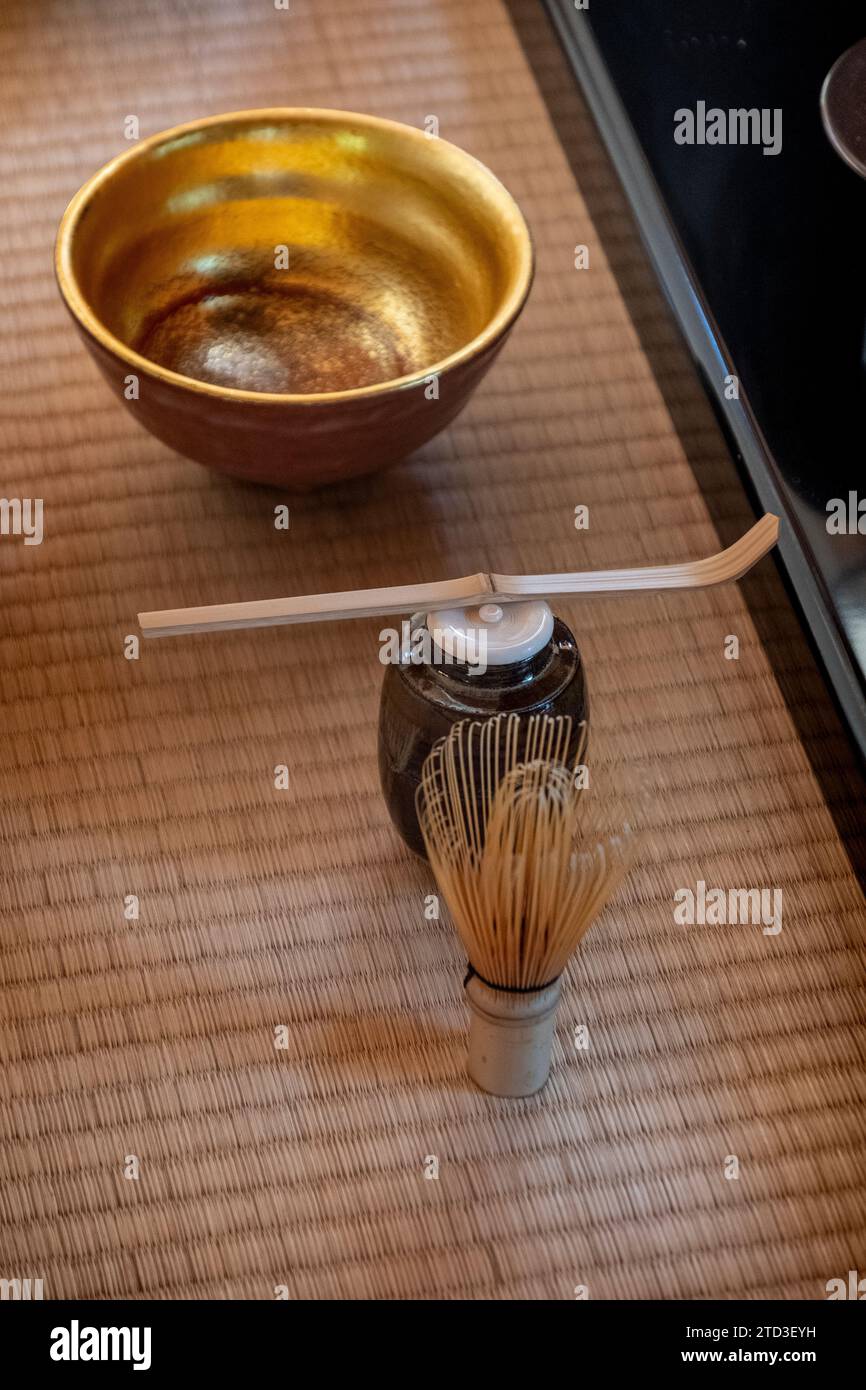 Traditional Japanese tea ceremony Stock Photo - Alamy