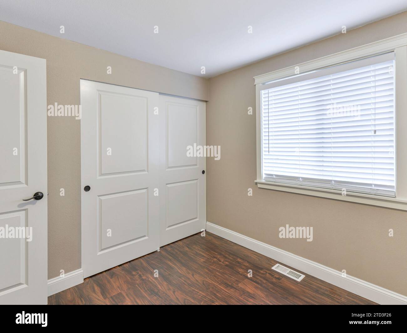 Modern residential empty bedroom interior Stock Photo - Alamy