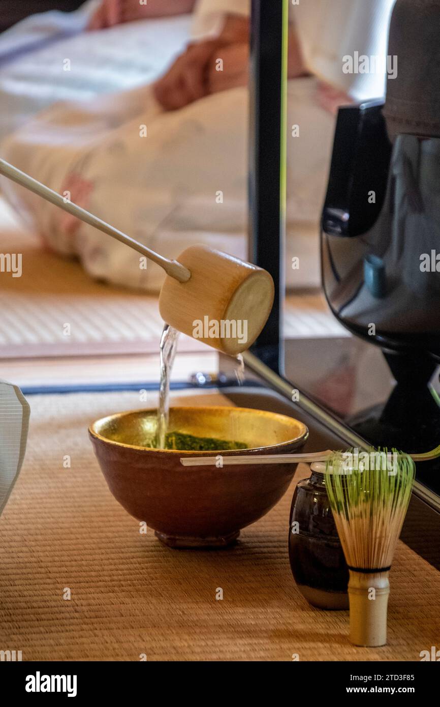 Traditional Japanese tea ceremony Stock Photo - Alamy