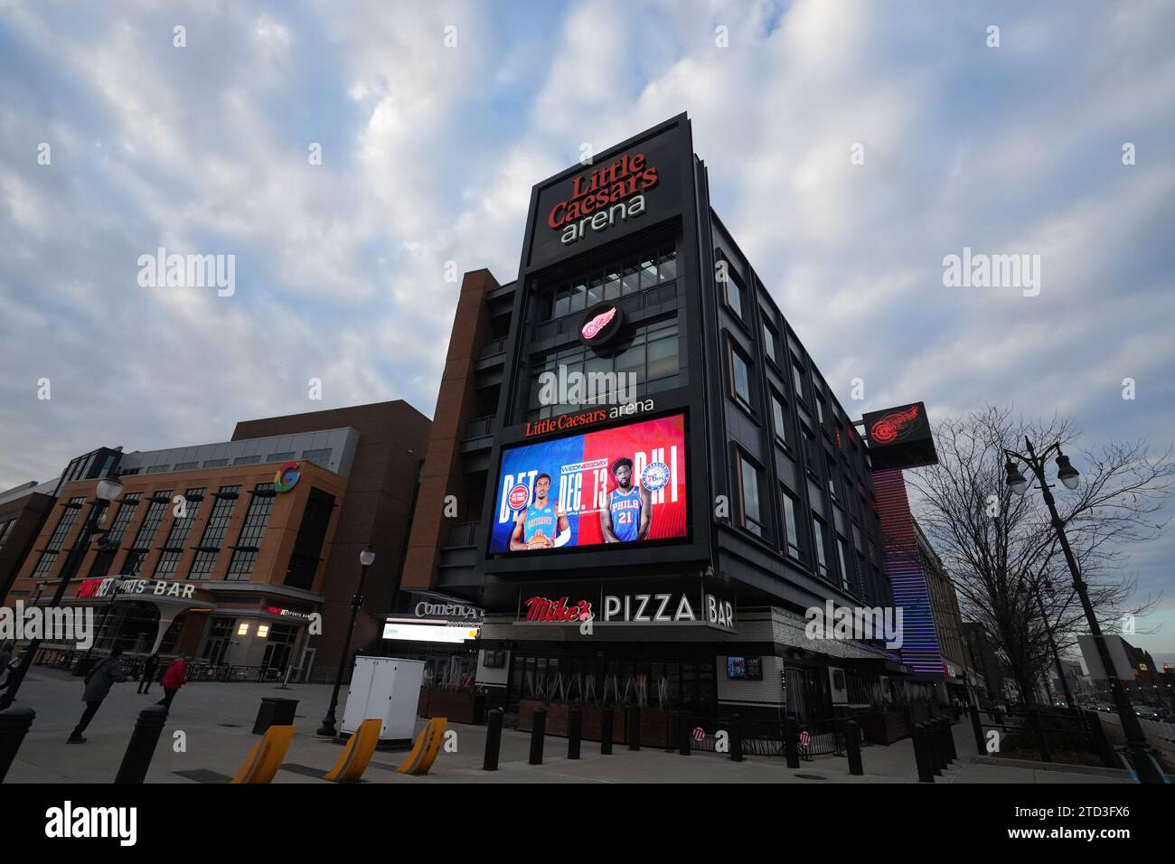 Little caesars arena exterior hi-res stock photography and images - Alamy