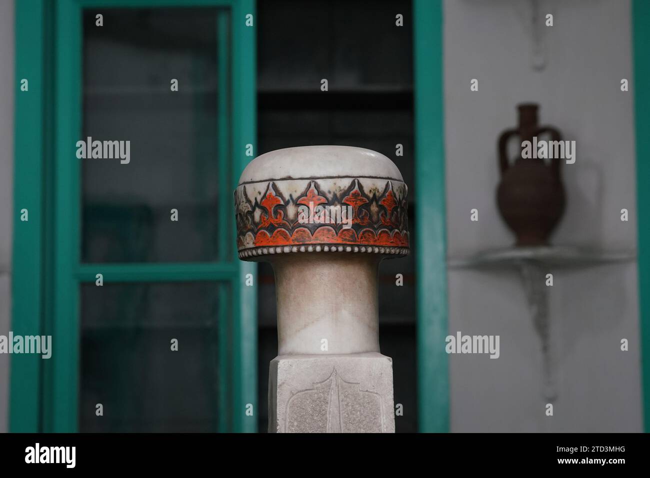 Muslim tombstone museum hi-res stock photography and images - Alamy