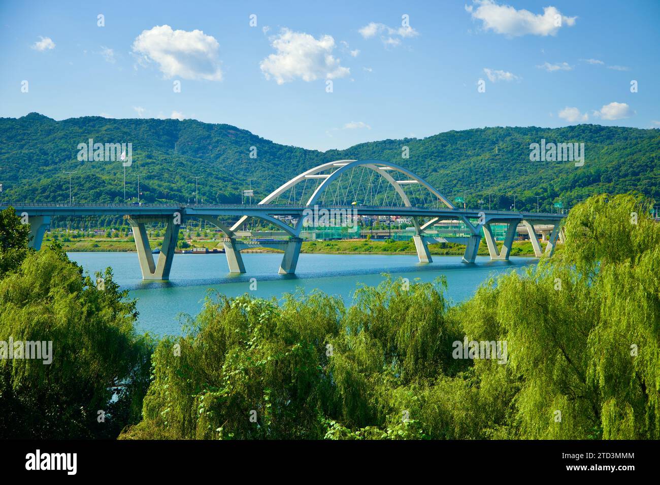 Guri amsa grand bridge hi-res stock photography and images - Alamy