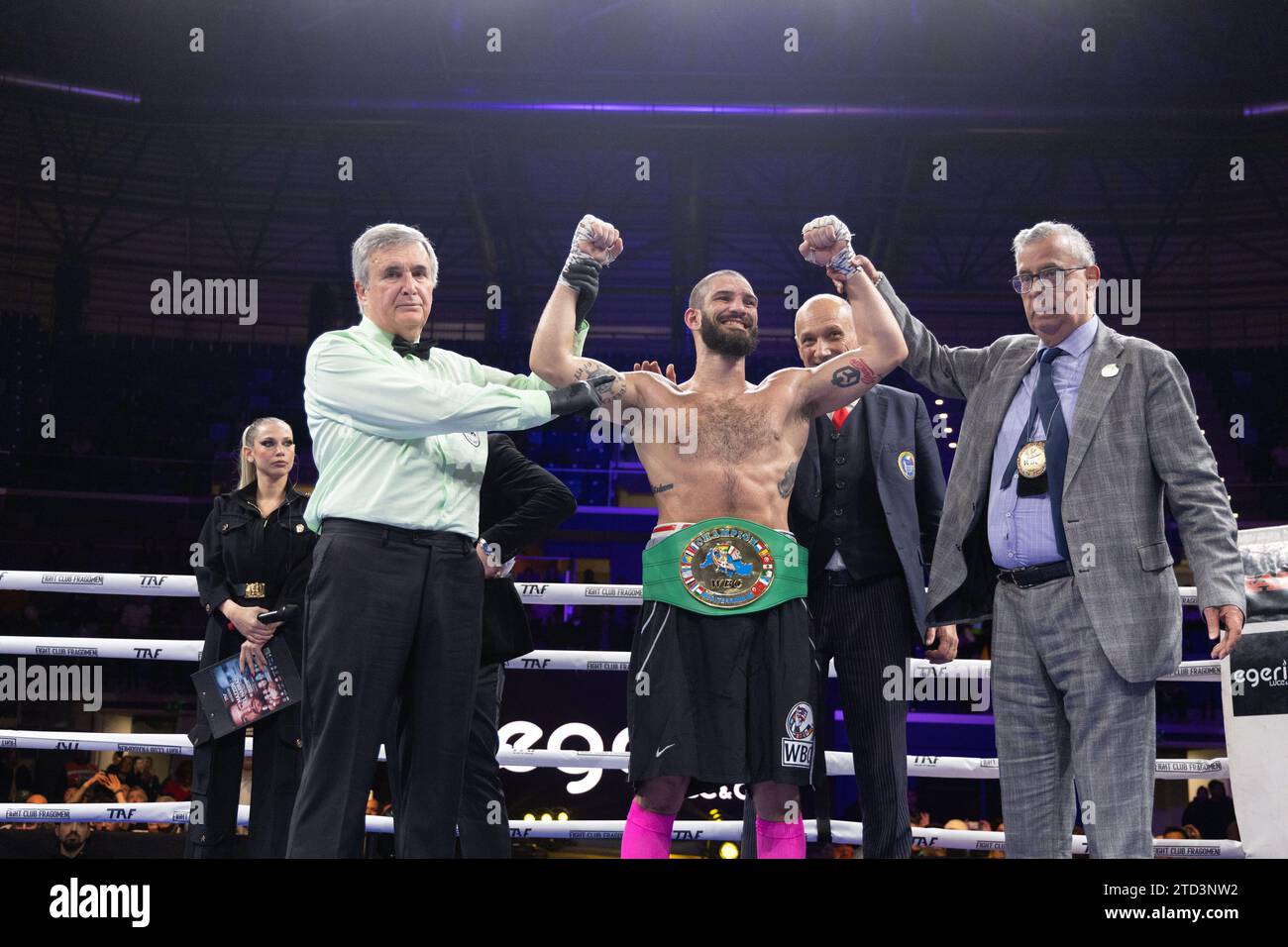 WBC Mediterranean title -Medium heavy - 15/12/2023 â€“ Allianz Cloud ...