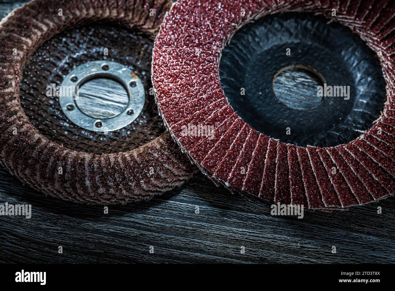 Round polishing discs on wooden board top view Stock Photo - Alamy