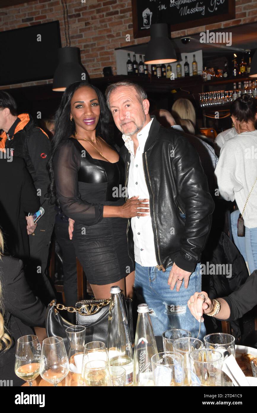 Layla omar hi-res stock photography and images - Alamy