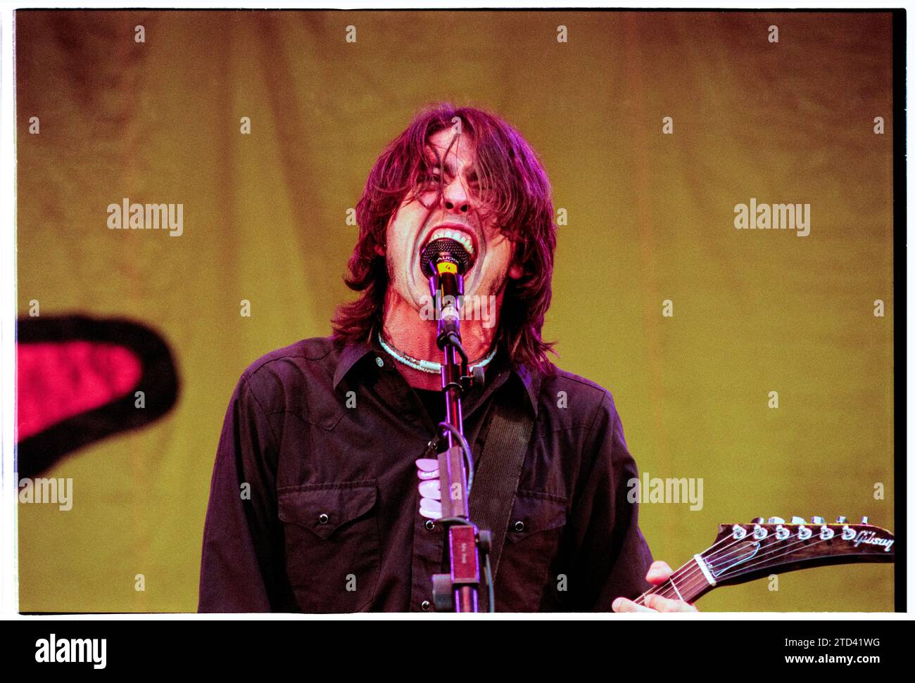 Foo fighters 1999 hi-res stock photography and images - Alamy