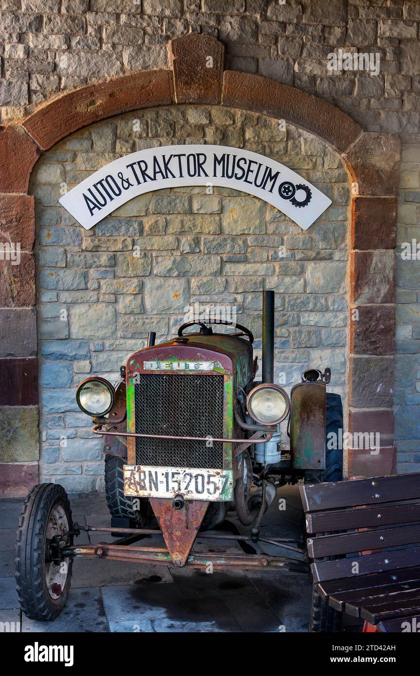 Deutz tractor hi-res stock photography and images - Alamy