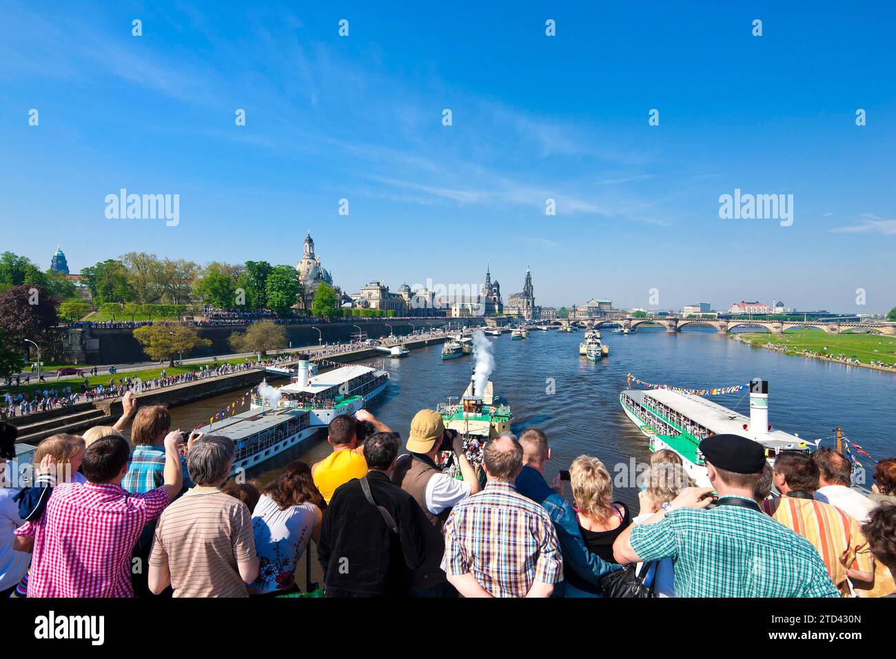 Steamboat parade on the Elbe Stock Photo - Alamy