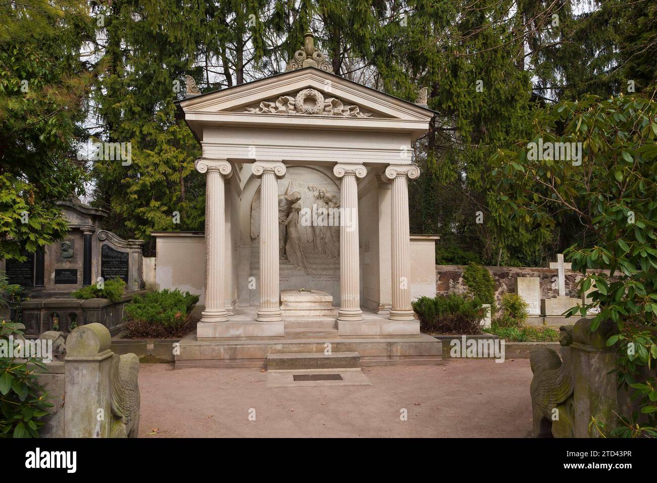 Memorial gravesite hi-res stock photography and images - Alamy