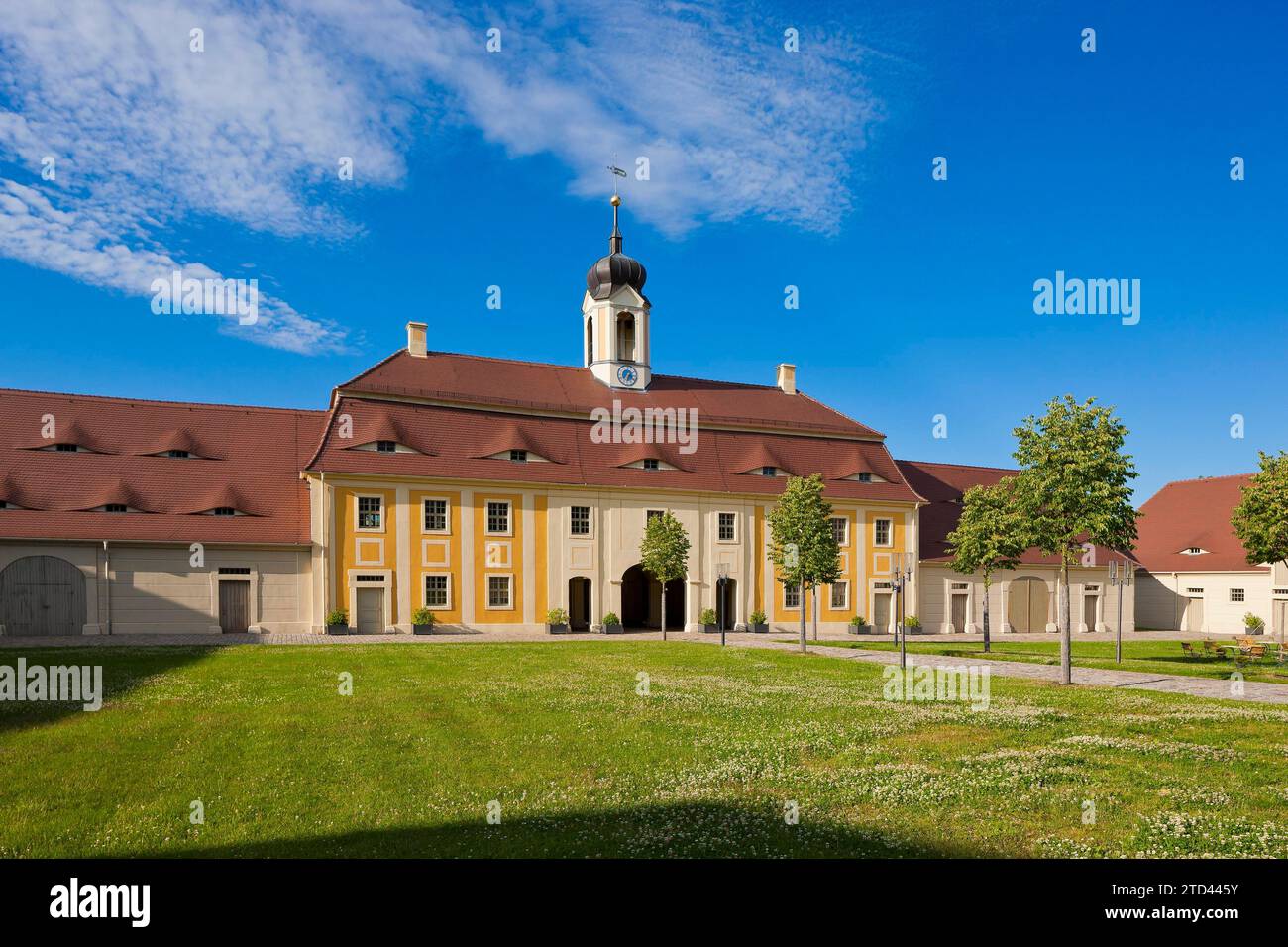 Gatehouse of the baroque castle Stock Photo - Alamy