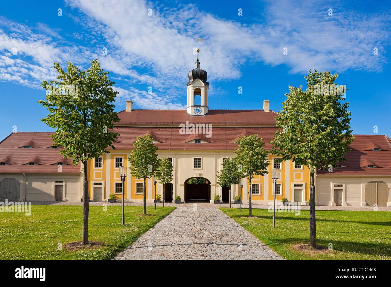 Gatehouse of the baroque castle Stock Photo - Alamy