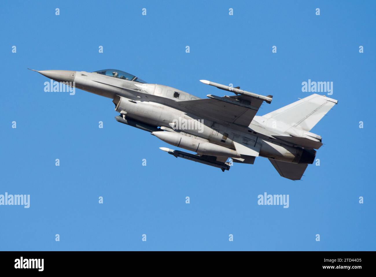 Avión de combate monoplaza hi-res stock photography and images - Alamy