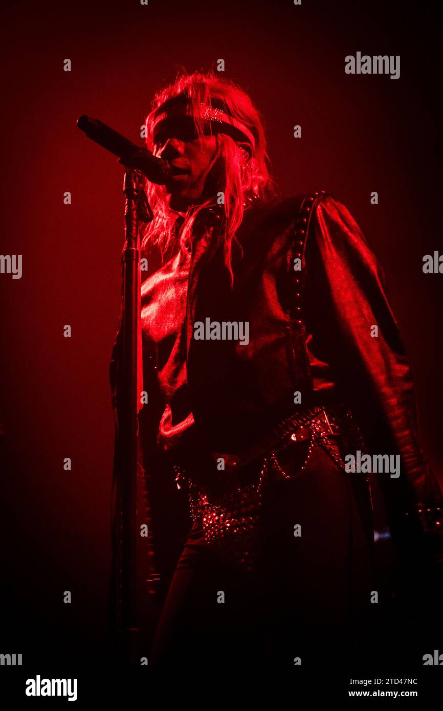 Yves tumor stage hi-res stock photography and images - Alamy