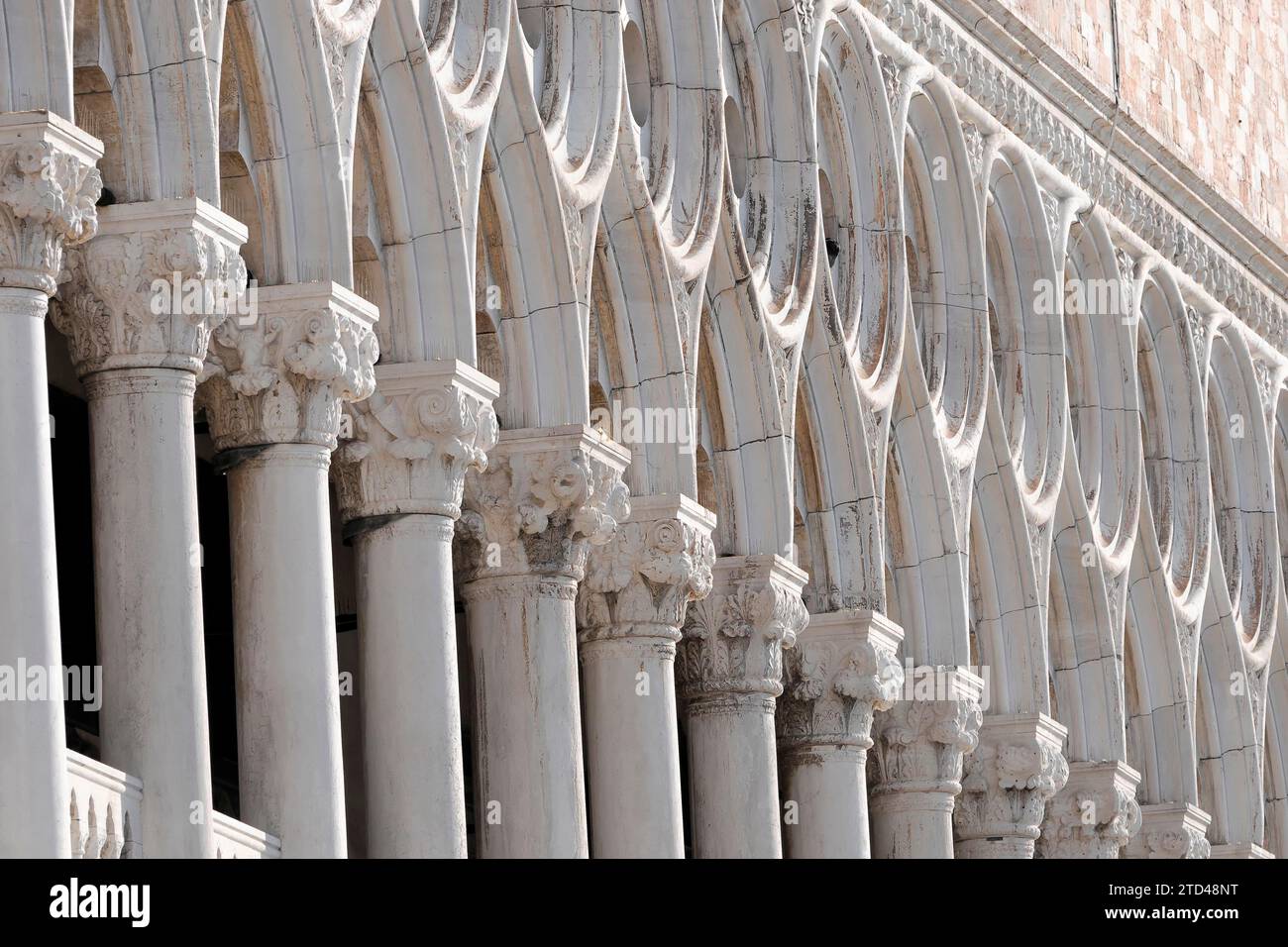 Gothic facade of the Palazzo Ducale, Doge's Palace, architectural ...