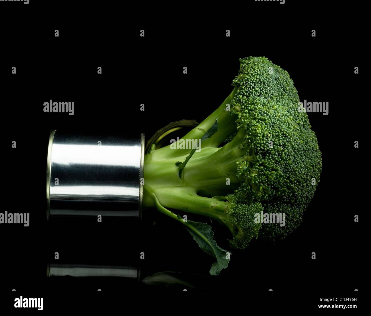 Broccoli cutout container hi-res stock photography and images - Alamy