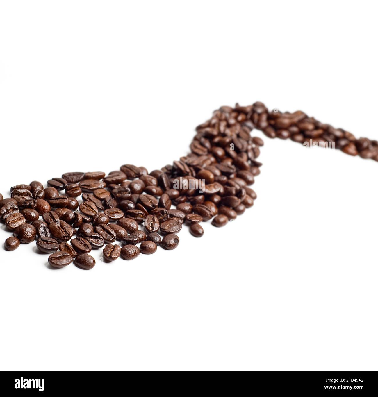 Bounch of roasted coffee beans mimic a road shape Stock Photo - Alamy