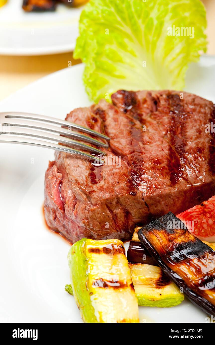Grilled fresh beef filet mignon and vegetables Stock Photo - Alamy
