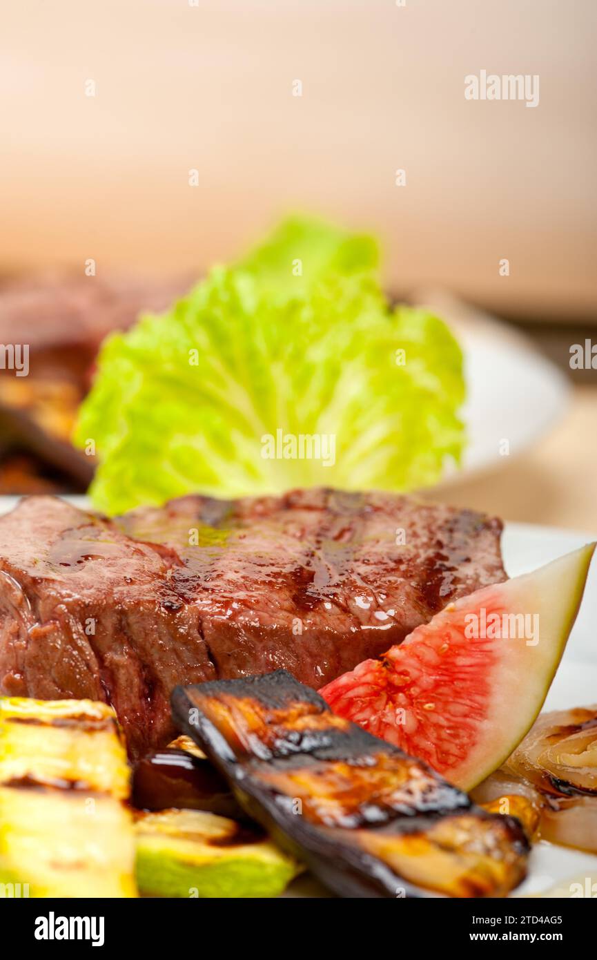 Grilled fresh beef filet mignon and vegetables Stock Photo - Alamy