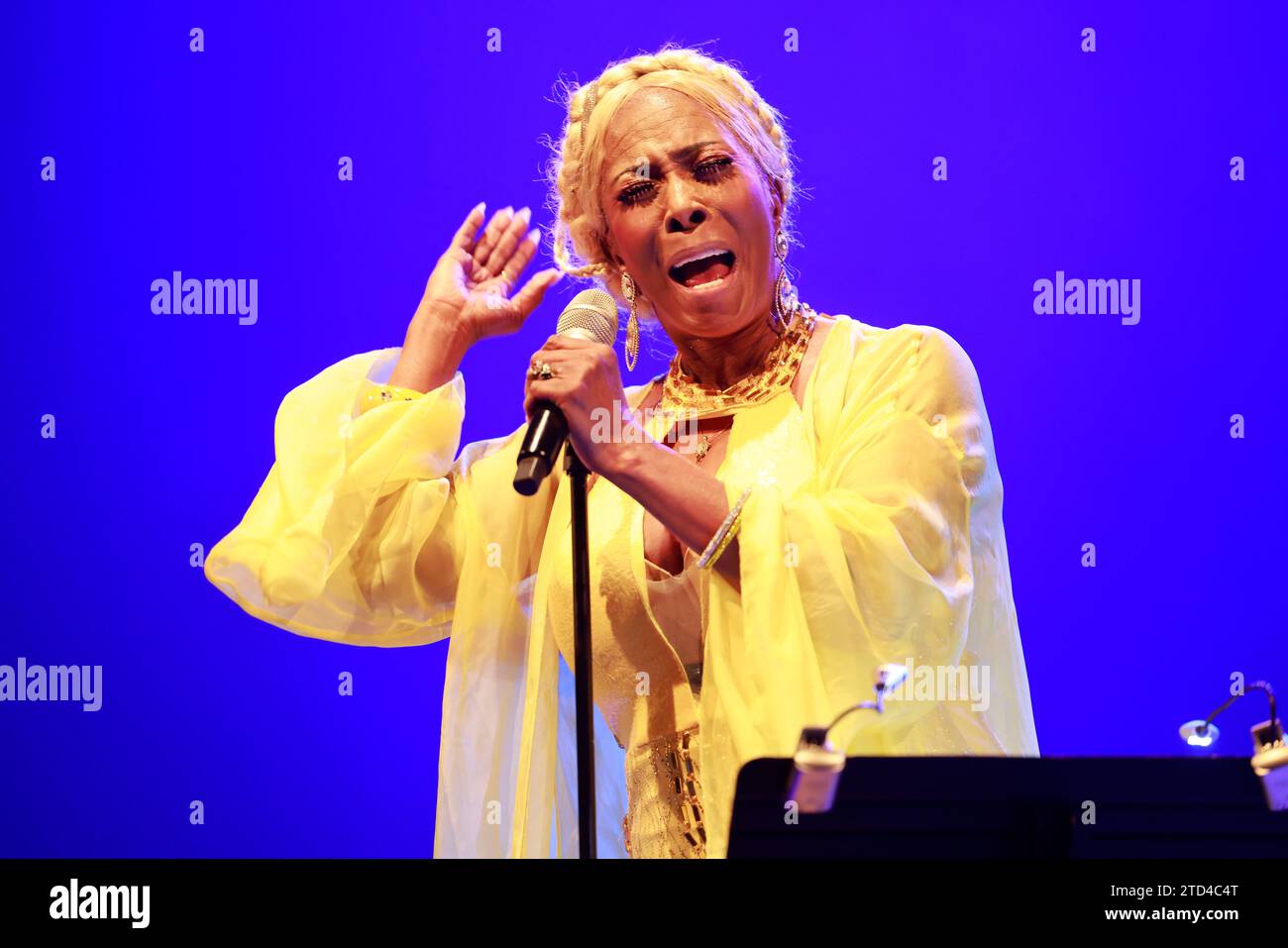 American singer Toni Green. Daughter of a jazz singer and trumpeter ...