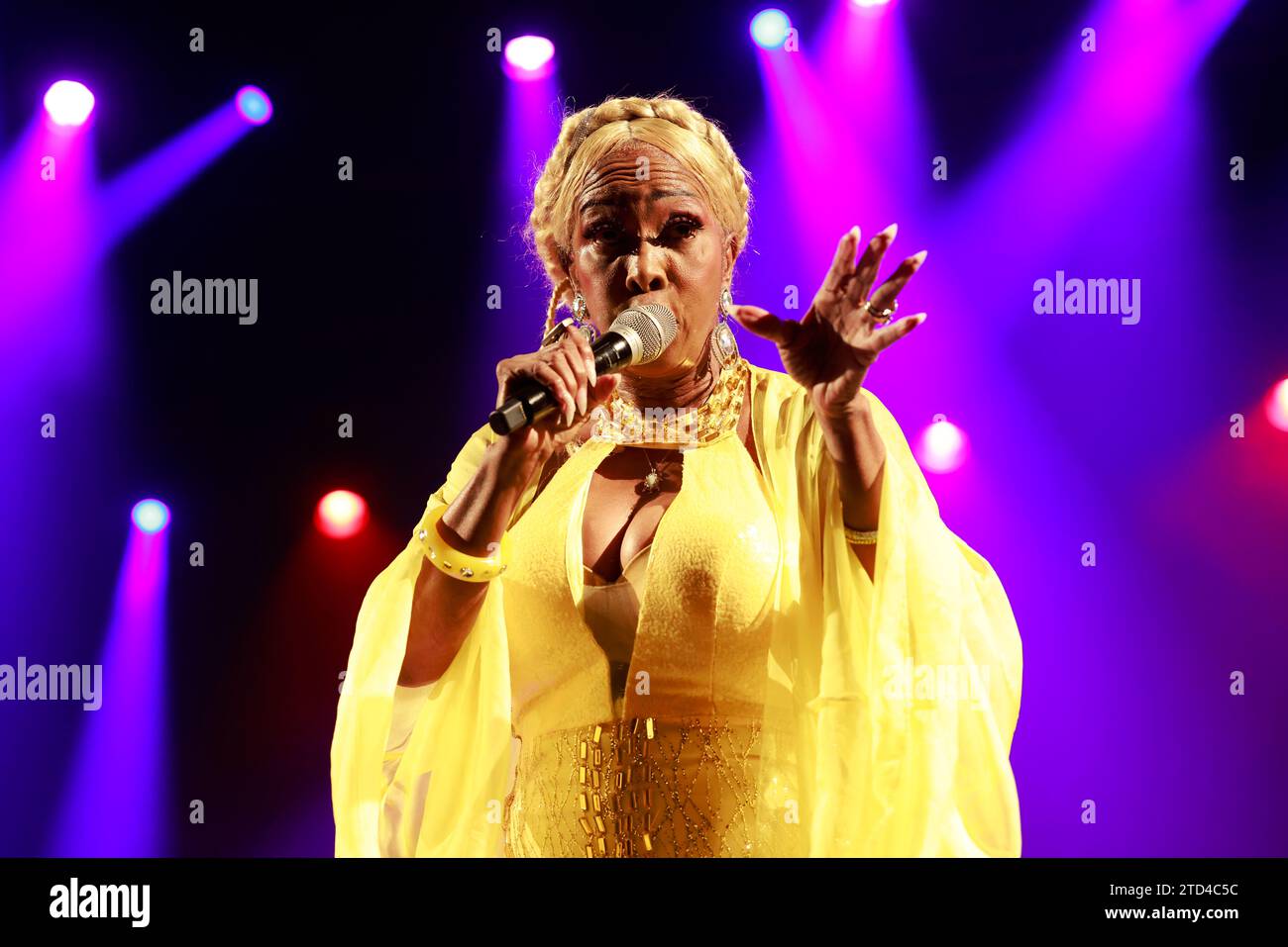 American singer Toni Green. Daughter of a jazz singer and trumpeter ...