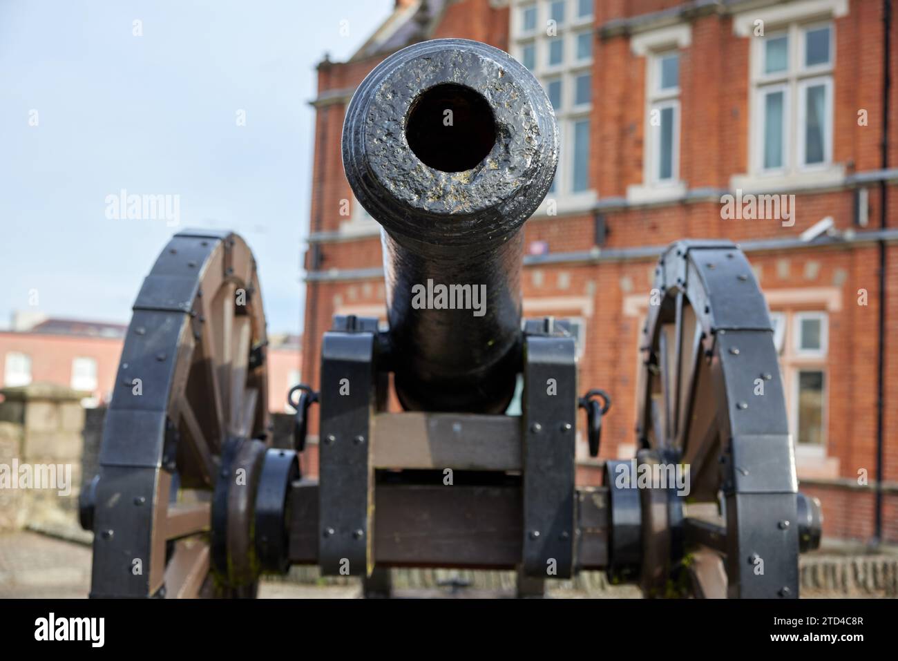 Canons at the Royal Bastion on the Derry Walls, Derry/Londonderry ...