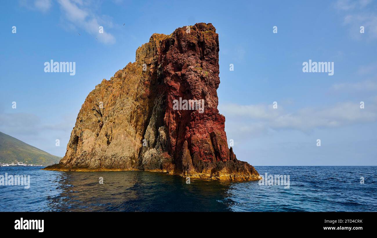 Mammoth, Outline of a mammoth, Red lava wall, Colourful lava rock ...