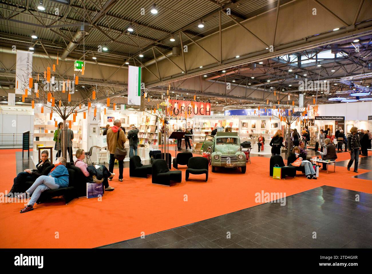 The visitor book hi-res stock photography and images - Alamy