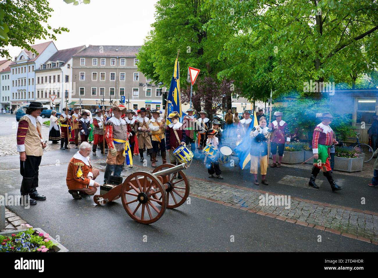Pirna the members of the association Der Retter playfully re-enact the ...