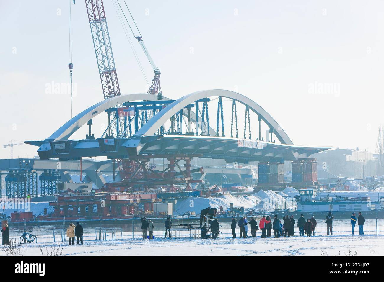 Waldschloesschen bridge final assembly Stock Photo - Alamy