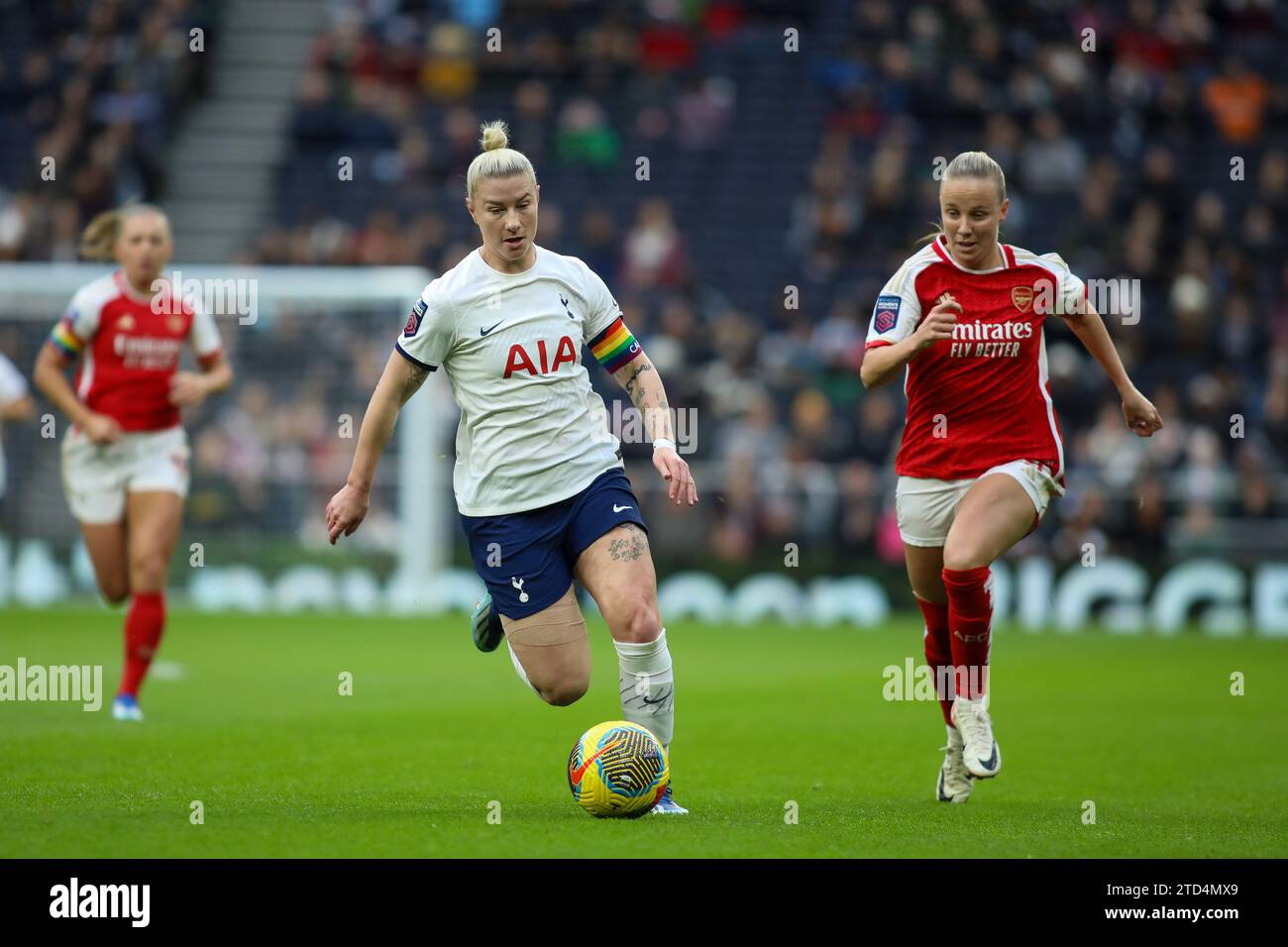 Tottenham hotspur women bethany hi-res stock photography and images - Alamy