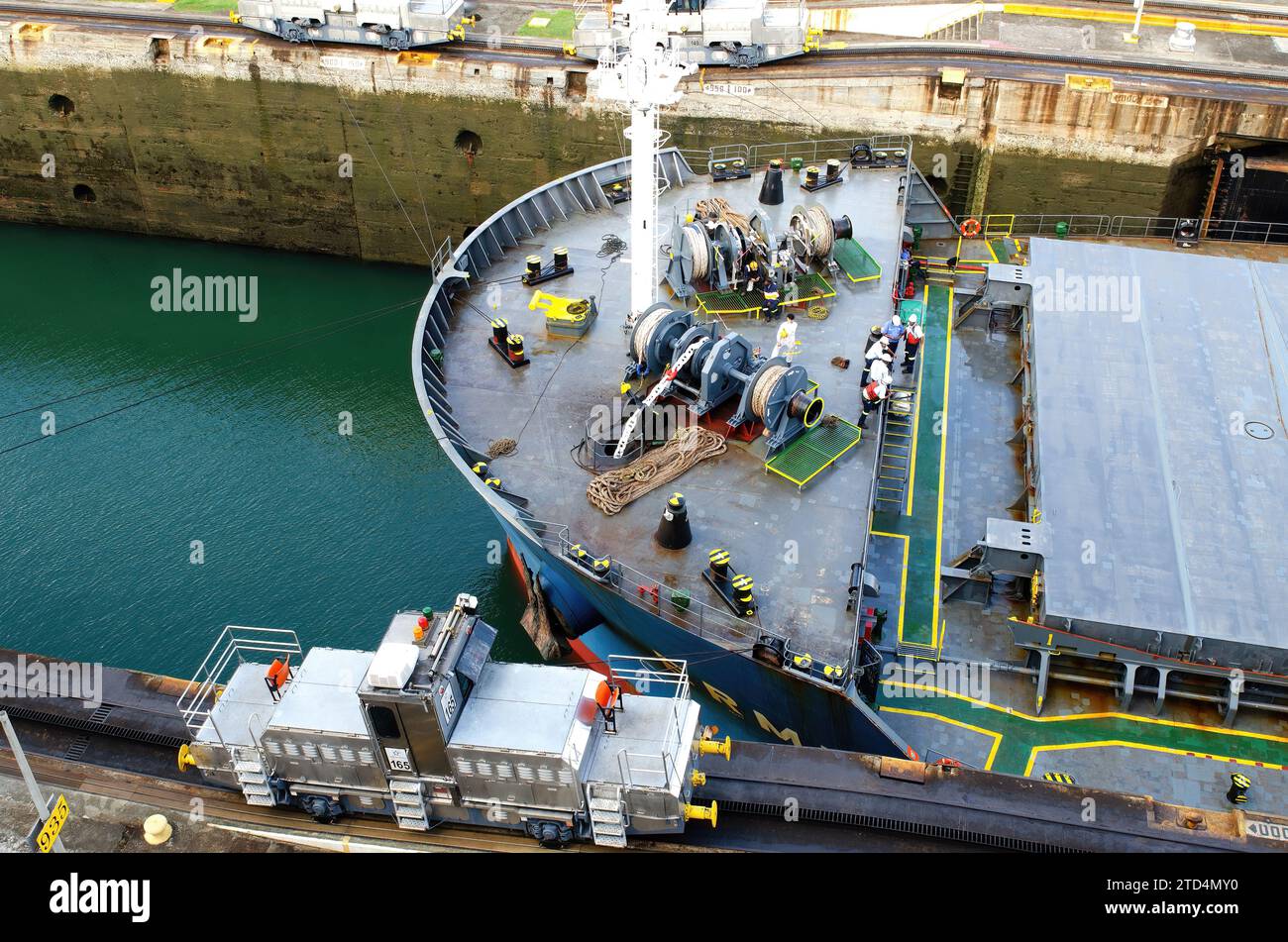 Crewing tanker hi-res stock photography and images - Alamy
