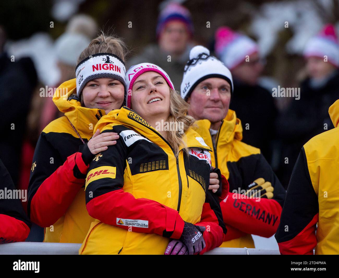 Laura Nolte (Deutschland) mit Team, AUT, IBSF BMW Bob Weltcup Innsbruck ...