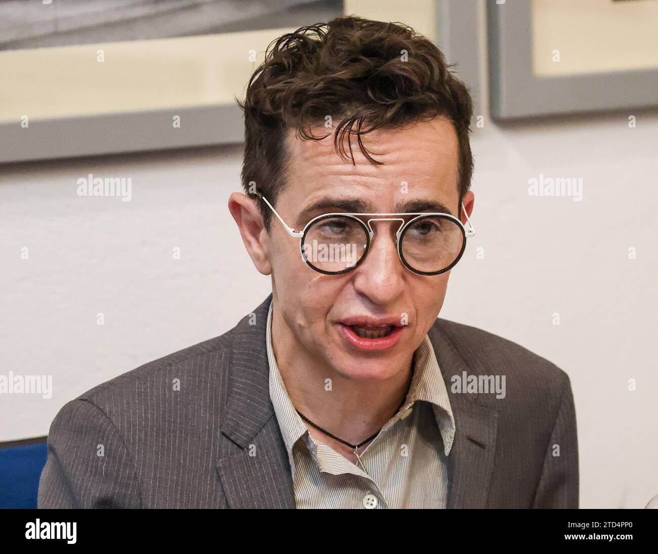 16 December 2023, Bremen: Masha Gessen, publicist from the USA, speaks ...