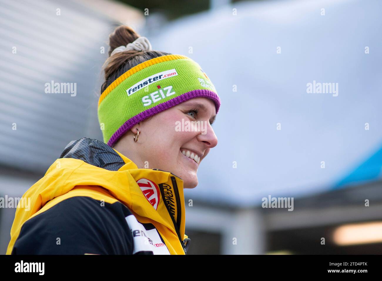Lisa Buckwitz (Deutschland) jubelt ueber den Sieg bei der Siegerehrung ...
