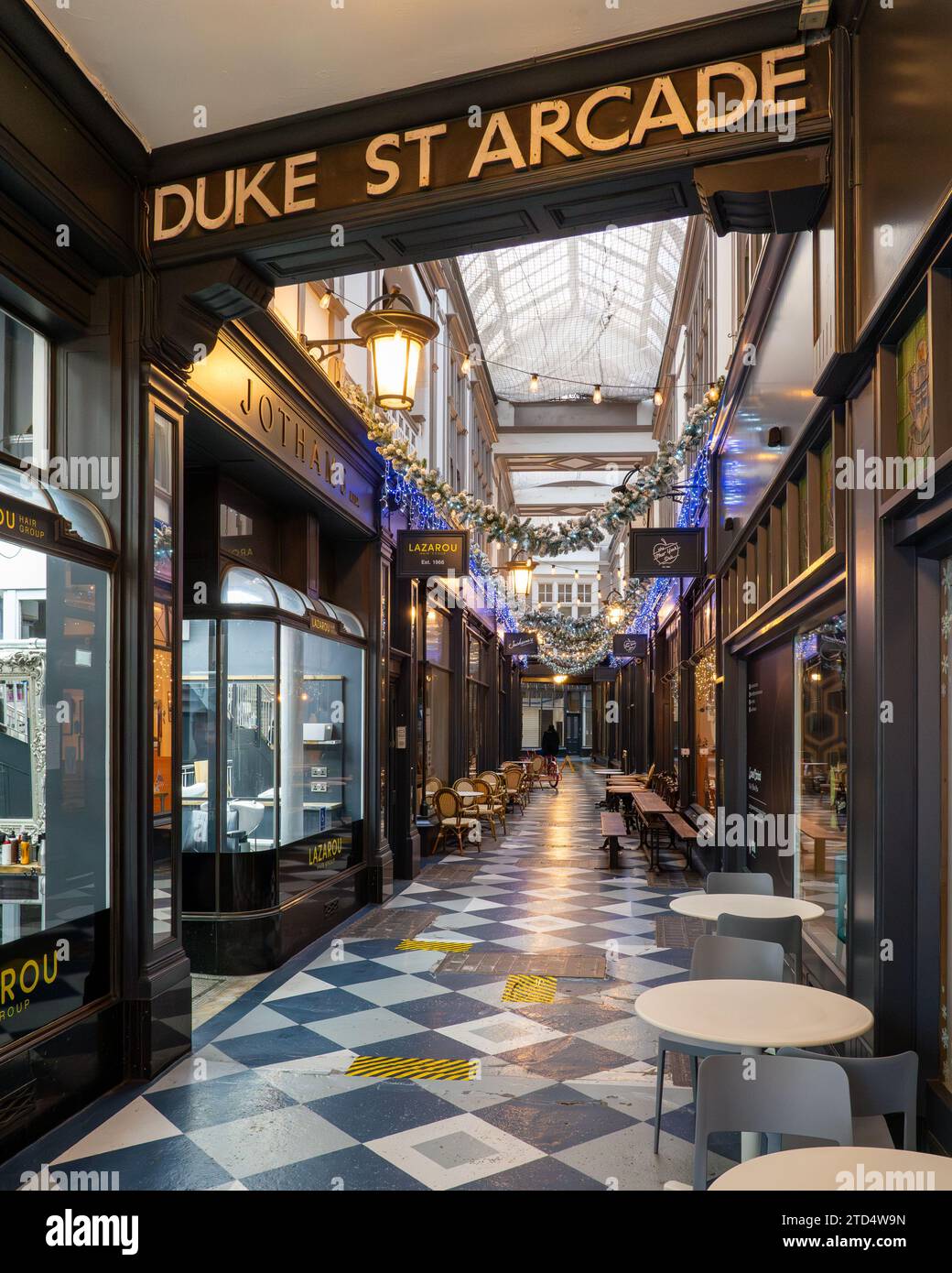 The Duke Street Arcade, Cardiff Stock Photo - Alamy
