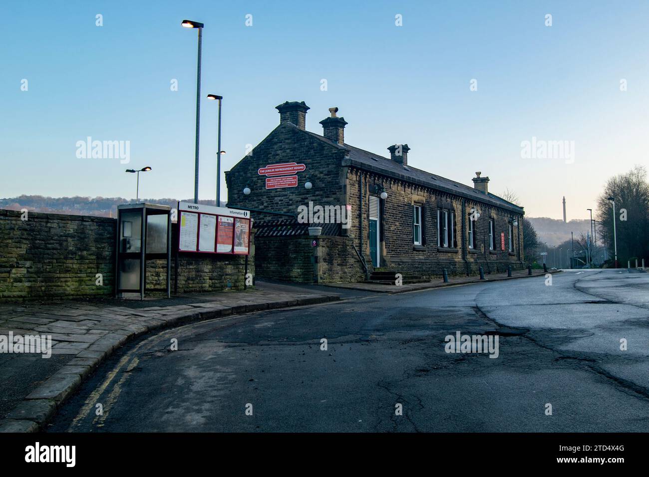 Jubilee Refreshment Rooms at Sowerby Bridge Railway Station Stock Photo ...