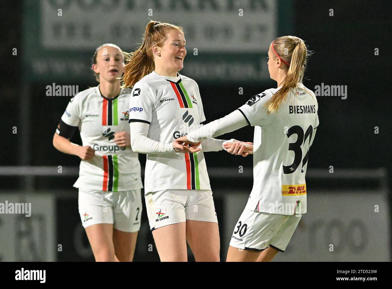 Nikee Van Dijk (20) of OHL celebrates her goal with her teammates ...