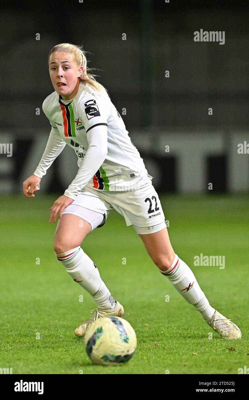 Saar Janssen (22) of OHL pictured during a female soccer game between ...